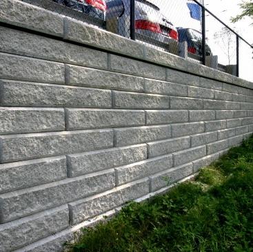 Sienna Stone Retaining Wall