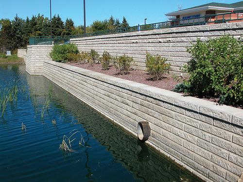 Sienna Stone Retaining Wall